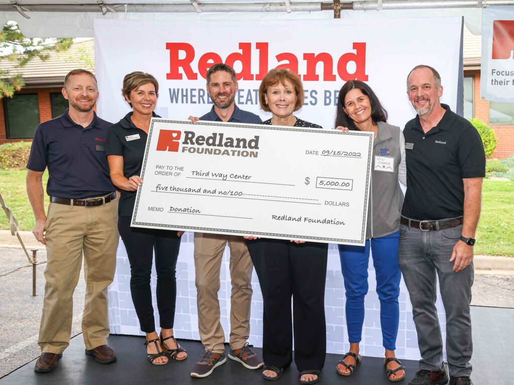 The Redland Foundation – Helping Children and Their Families Through Giving and Service